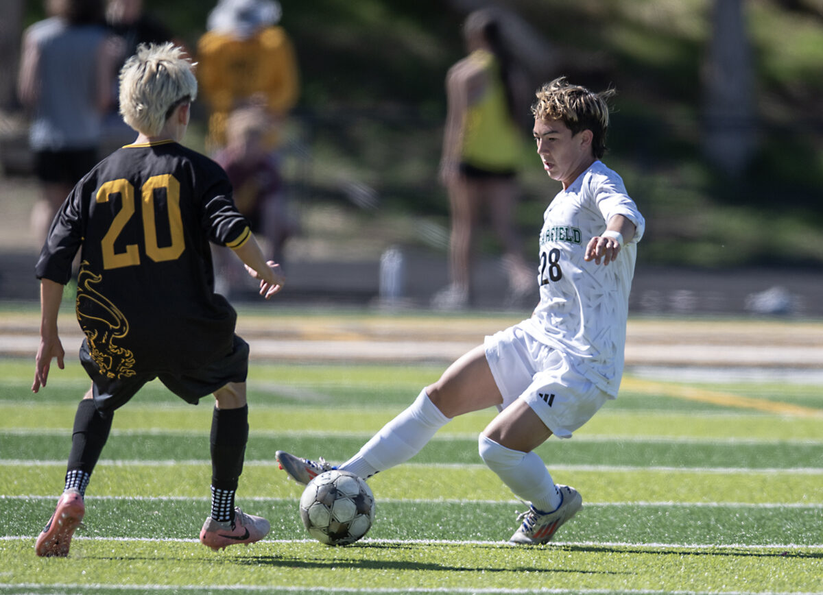 Boys soccer: Buttars beats buzzer with header; Roy edges Clearfield for ...